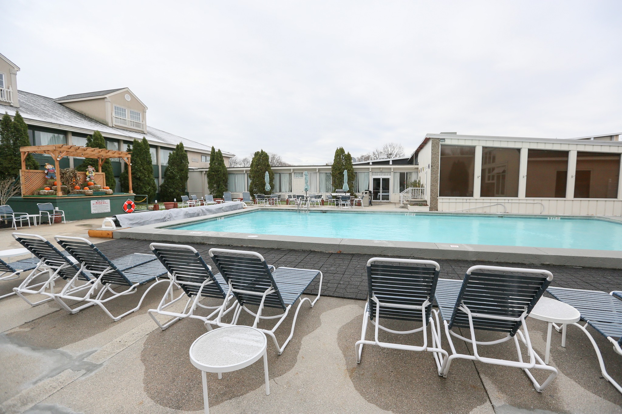 Packages - Best Western Merry Manor Inn